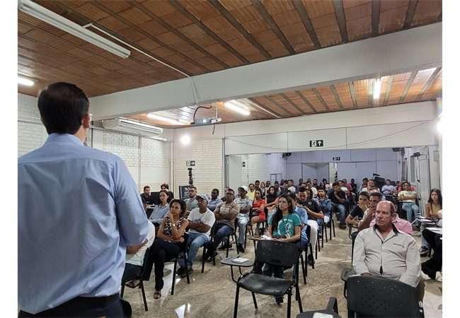 Palestra Hipra fala sobre prevenção e cuidados contra a Escherichia coli